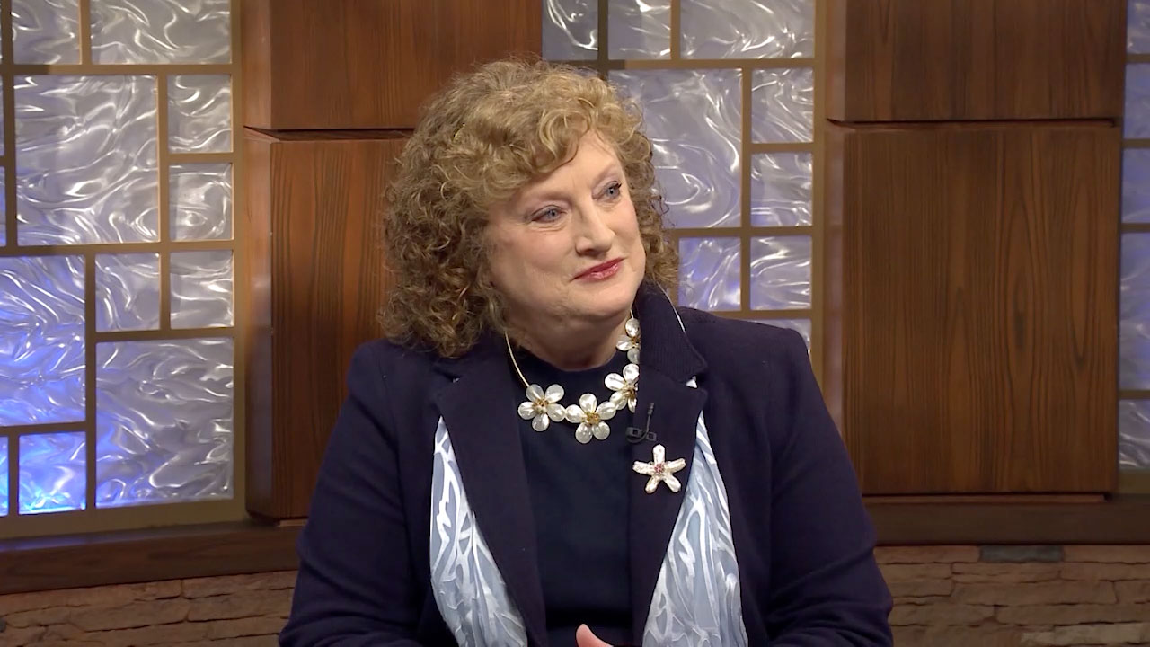 Journalist discusses news deserts - Arizona PBS