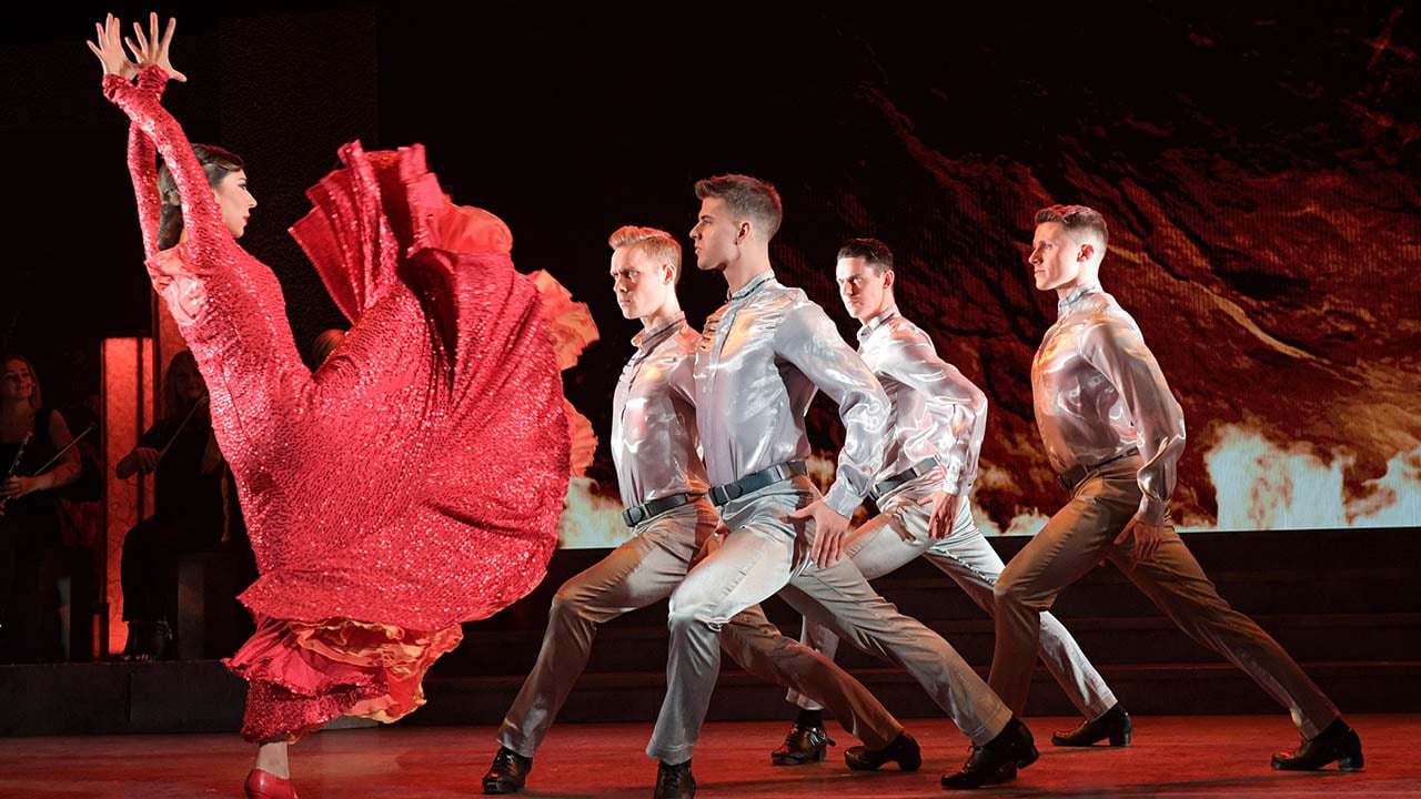 See Riverdance, the group that changed the face of Irish dancing ...