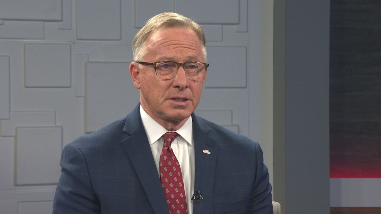 Mayor John Giles Makes Efforts to End Hunger - Arizona PBS