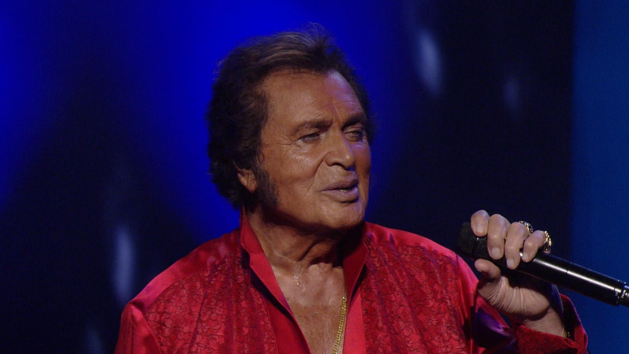 Engelbert Humperdinck in Hawaii - Arizona PBS