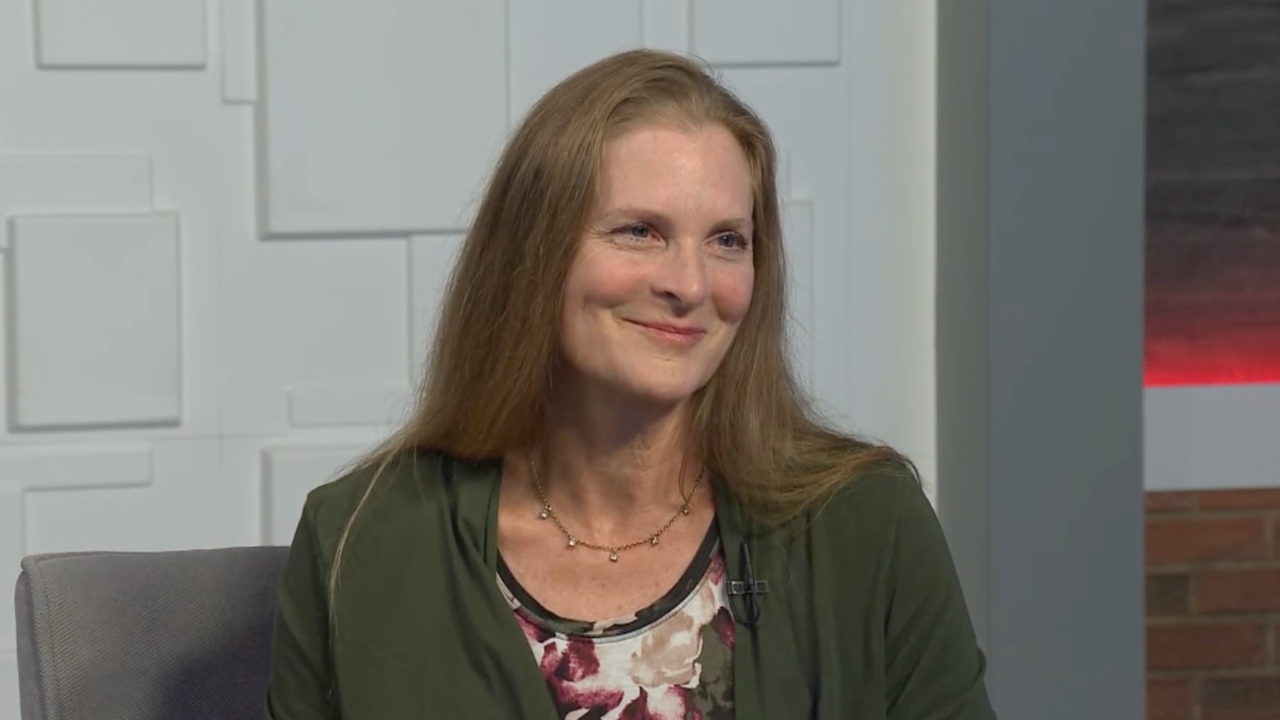 Arizona author debuts new, London-based heist novel - Arizona PBS